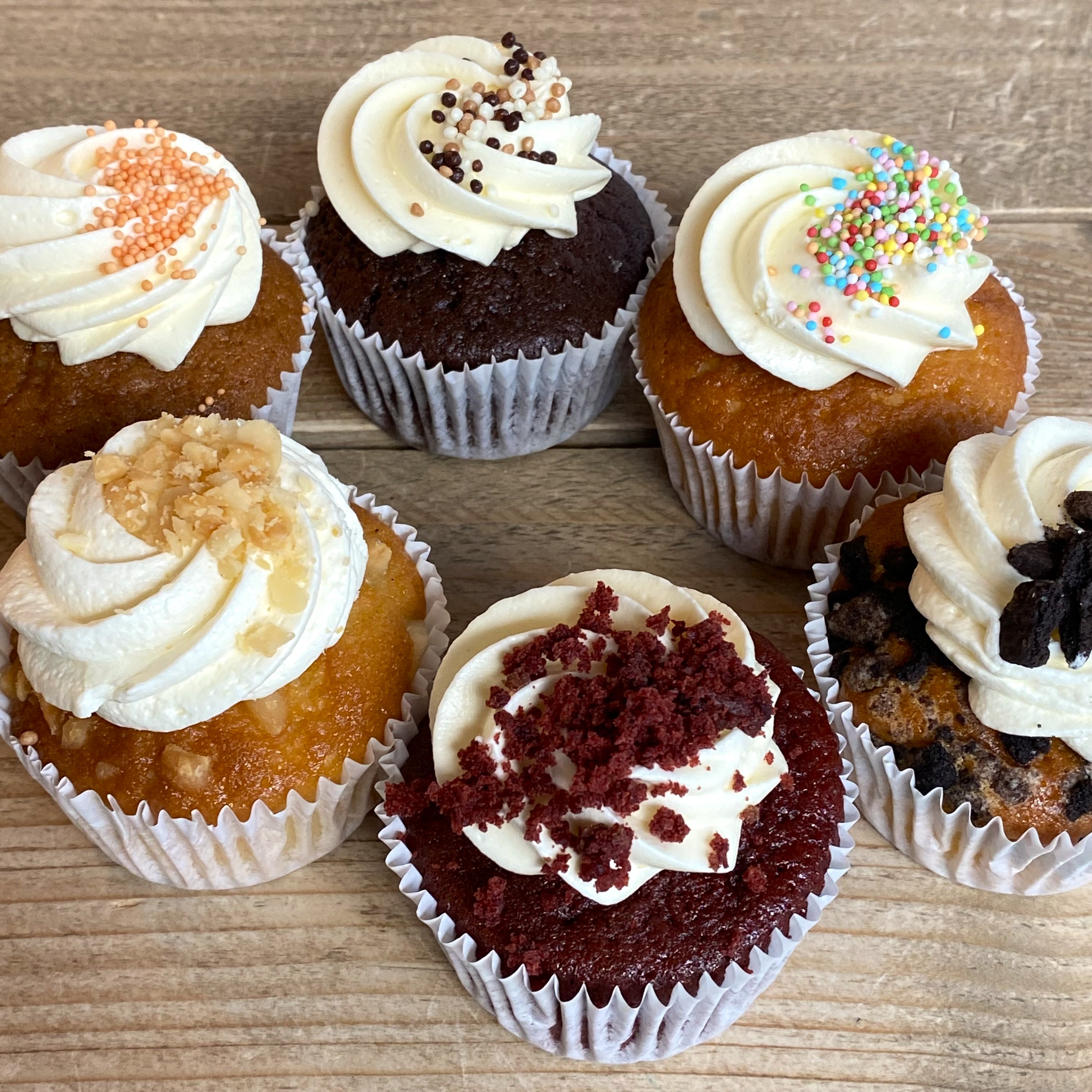 Standaard cupcakes - mix aan smaken - Amsterdam Cupcake Company